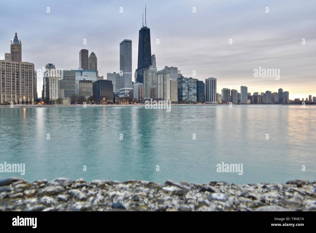 Iconic view of Chicago, Illinois, USA Stock Photo - Alamy