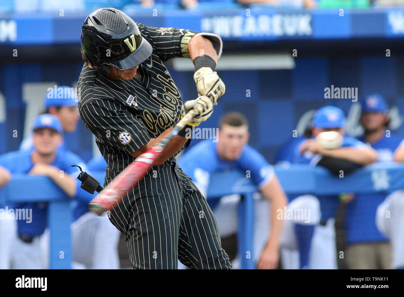 Austin martin hi-res stock photography and images - Alamy