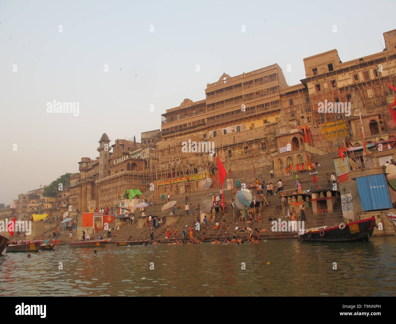 Varanasis hi-res stock photography and images - Alamy