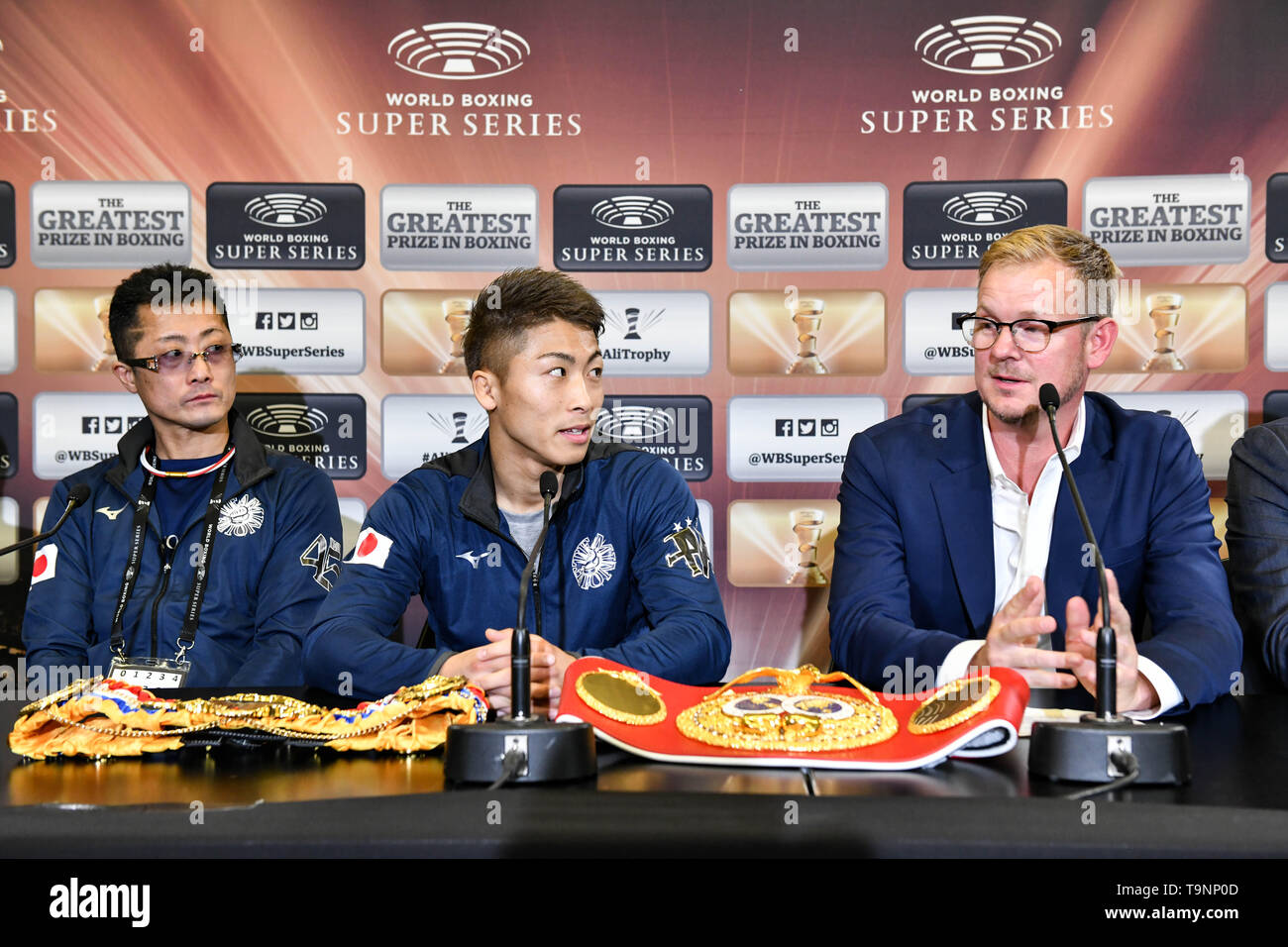 L r shingo inoue naoya inoue hi-res stock photography and images - Alamy