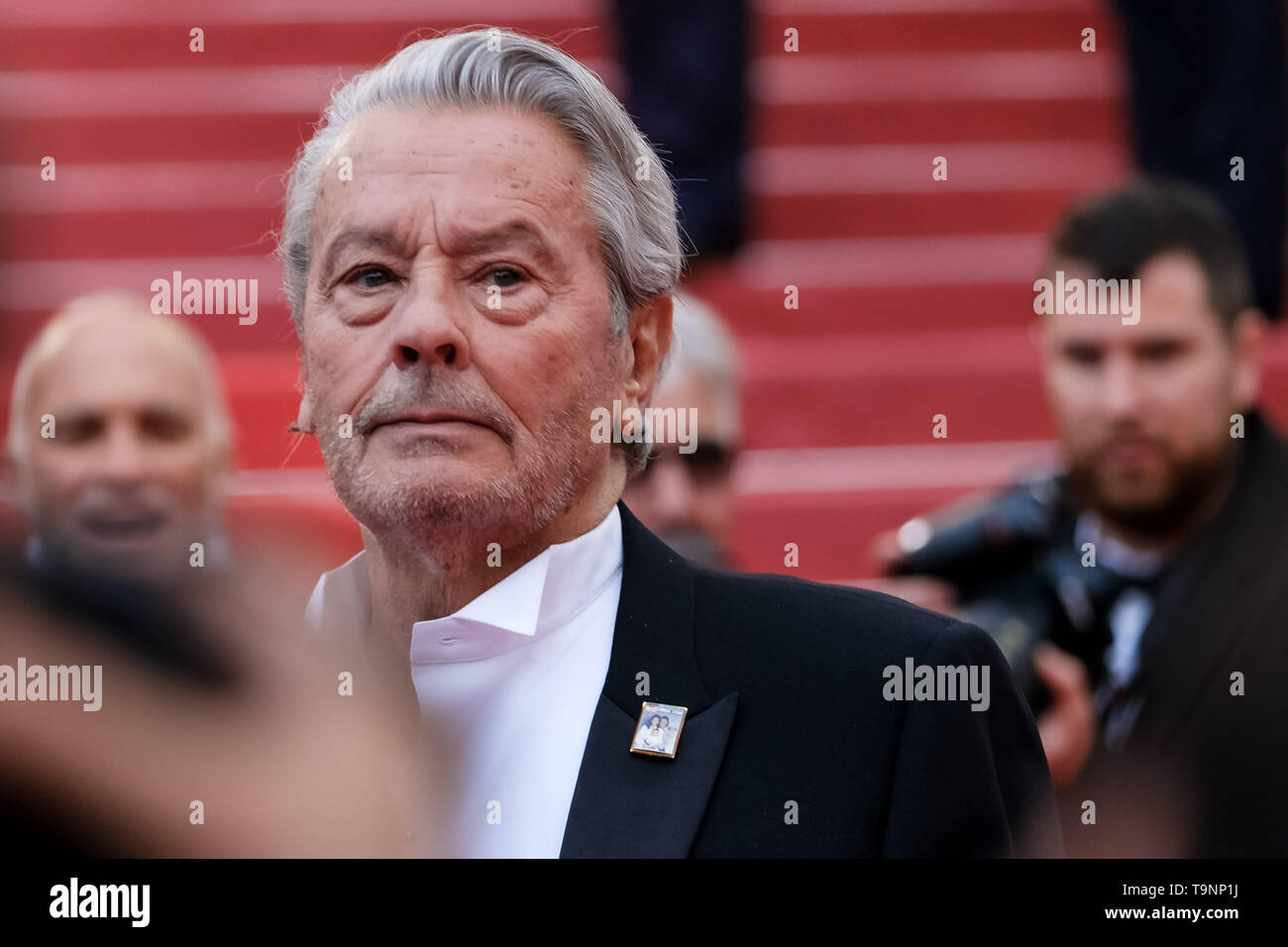 Cannes, France. 19th May, 2019. Alain Delon poses on the red carpet for ...