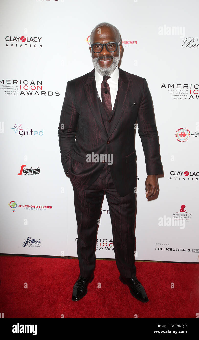 Bebe winans red carpet hi-res stock photography and images - Alamy