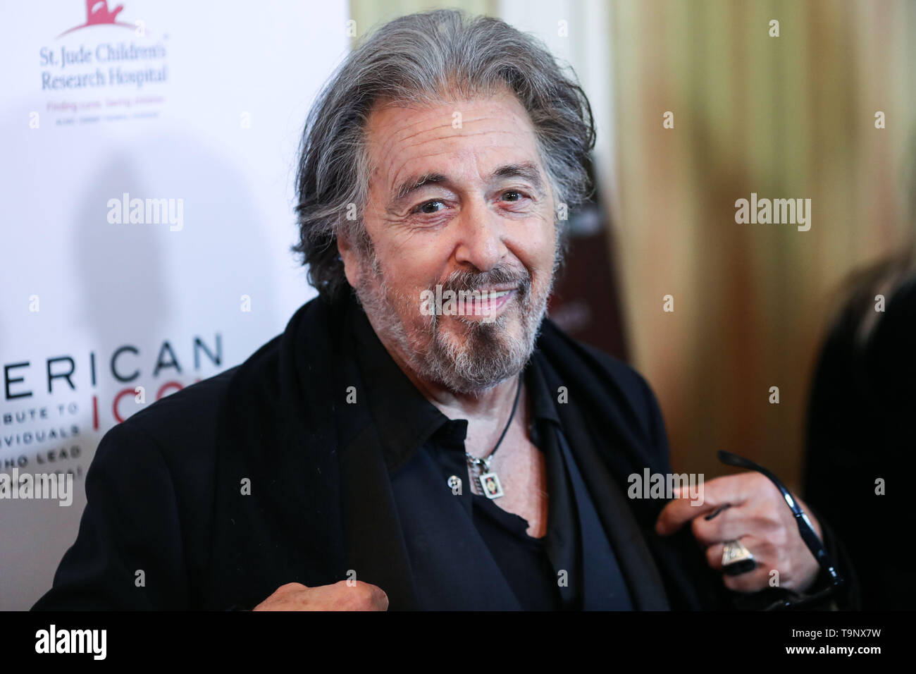BEVERLY HILLS, LOS ANGELES, CA, USA - MAY 19: Actor Al Pacino arrives ...
