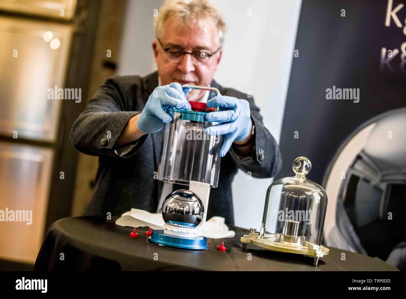 Munich, Bavaria, Germany. 20th May, 2019. Dr. Dr. JENS SIMON of the PTB ...