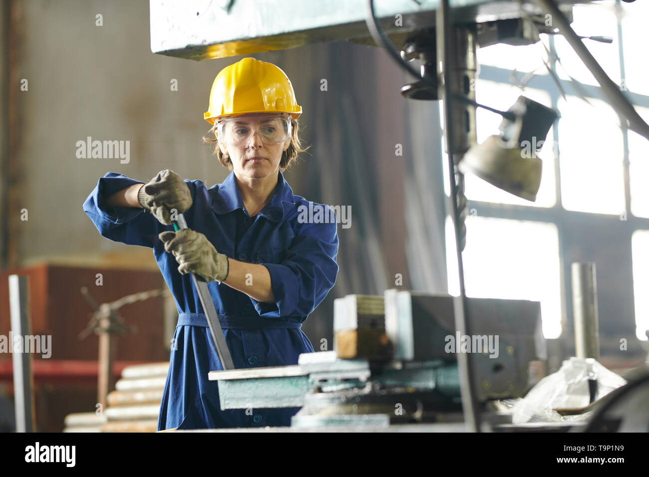 Female Mechanic at Factory Stock Photo - Alamy