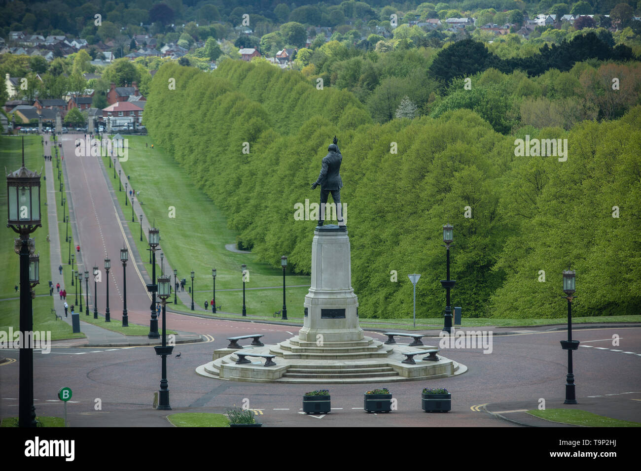 Lord Carson Statue at Stormont in Belfast Stock Photo - Alamy