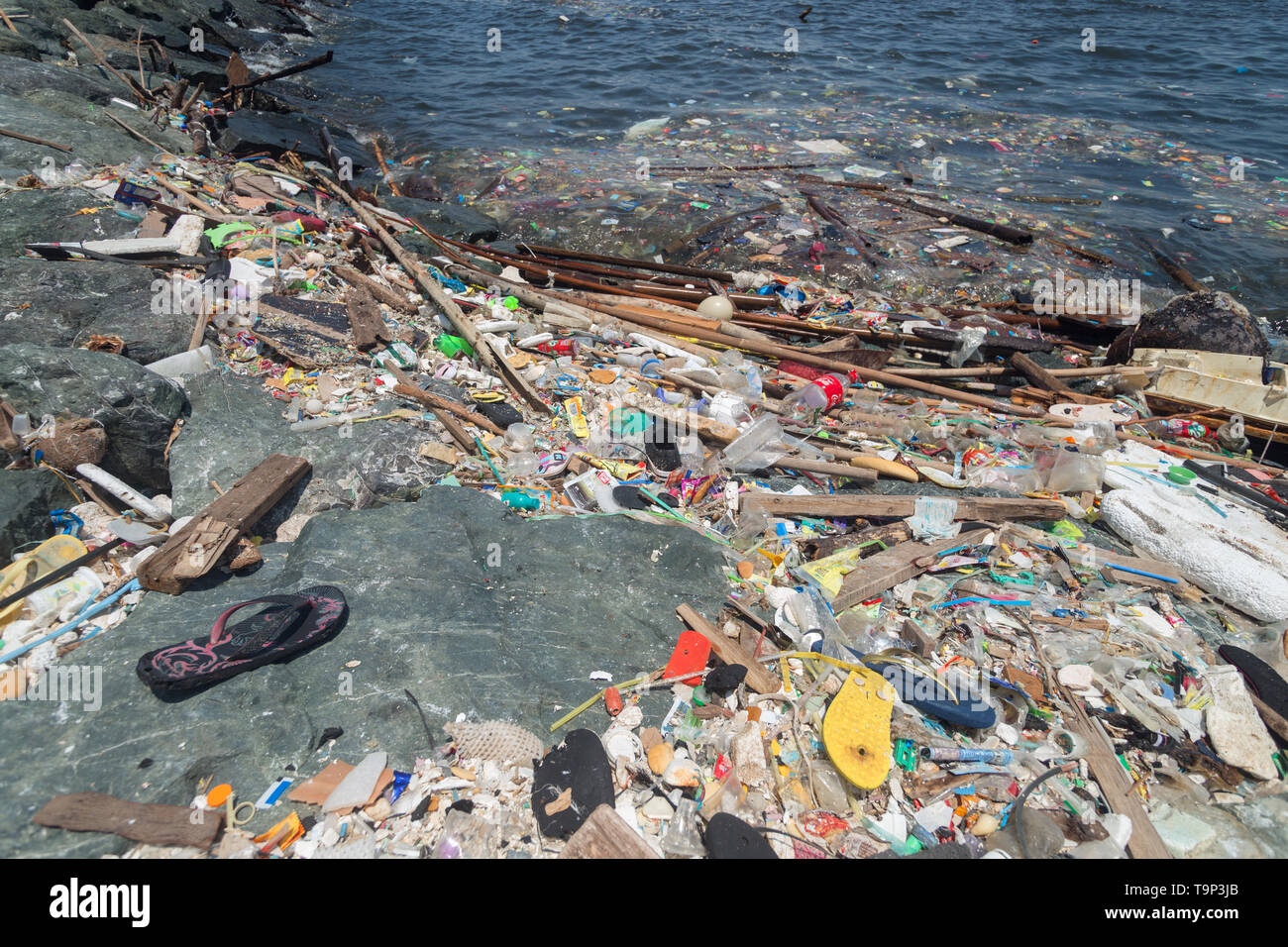 Manila, Philippines - May, 18, 2019: Ocean plastic pollution in Manila ...