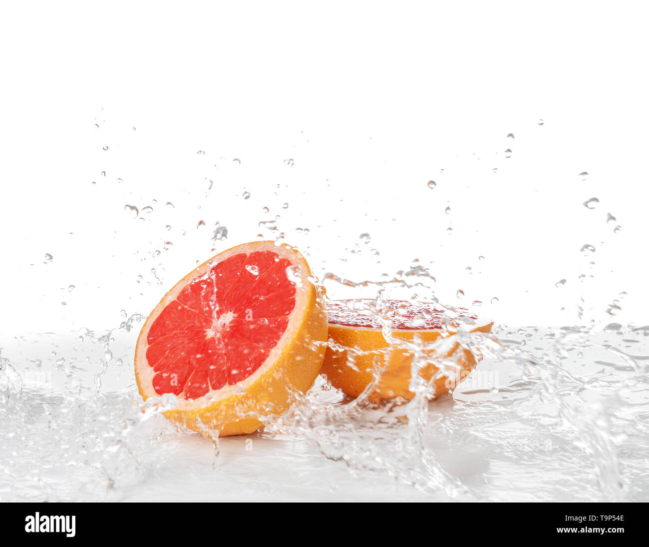 Grapefruit splashing water hi-res stock photography and images - Alamy