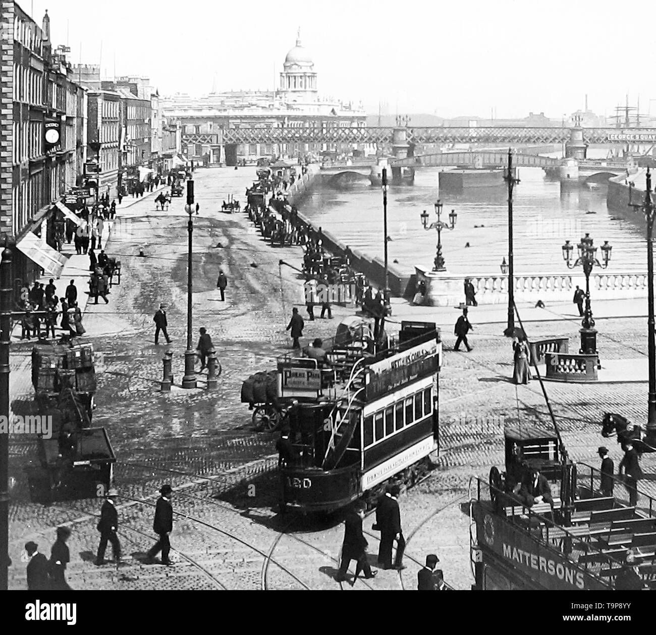 O'Connell Bridge, Dublin Stock Photo - Alamy