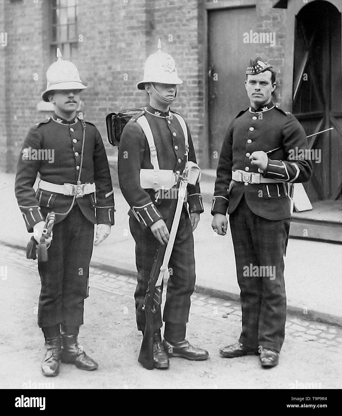 Scots Guards High Resolution Stock Photography and Images - Alamy