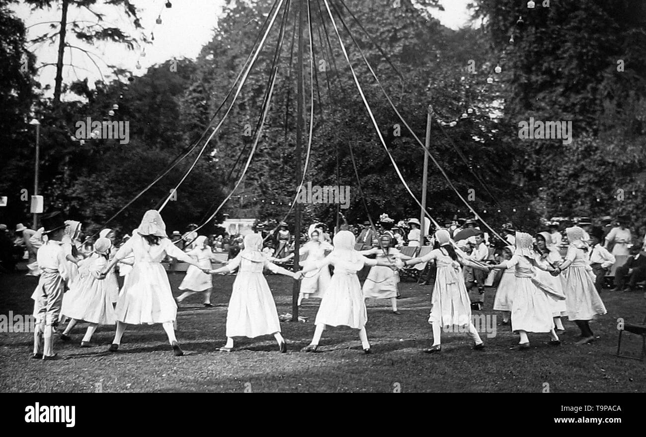 Victorian maypole dancing hi-res stock photography and images - Alamy