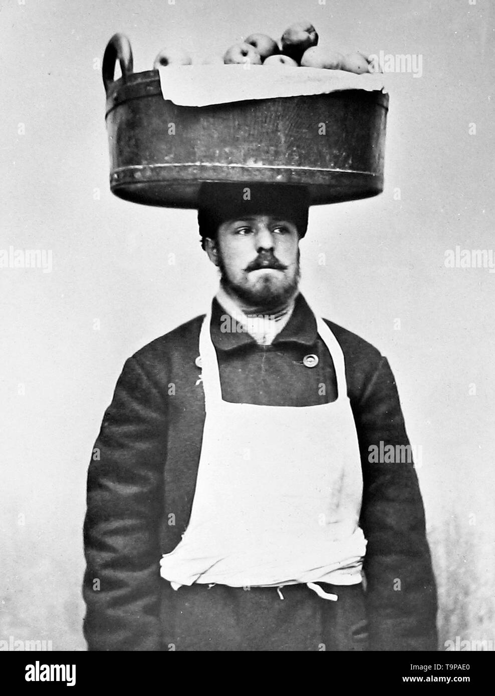 Apple Seller High Resolution Stock Photography and Images - Alamy