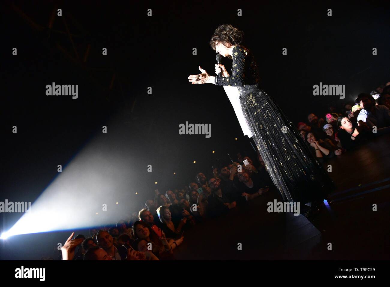 Napoli, Italy. 19th May, 2019. The Italian famous singer Giorgia ...