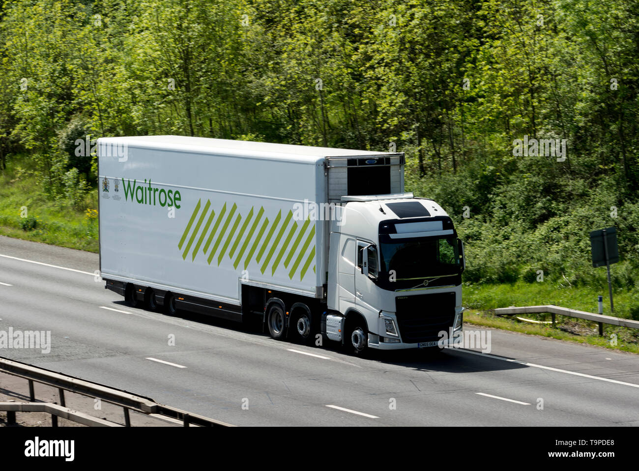 Waitrose lorry on the M40 motorway, Warwickshire, UK Stock Photo - Alamy