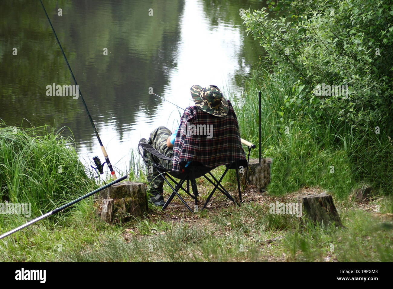 Angler angling angeln hi-res stock photography and images - Alamy