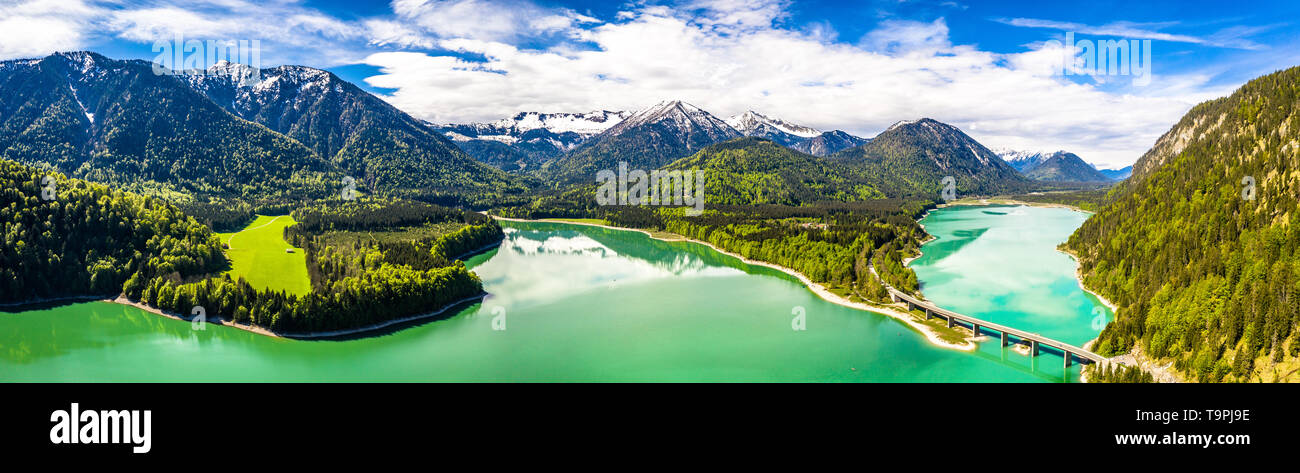 Amazing bridge over accumulation lake Sylvenstein, upper Bavaria ...