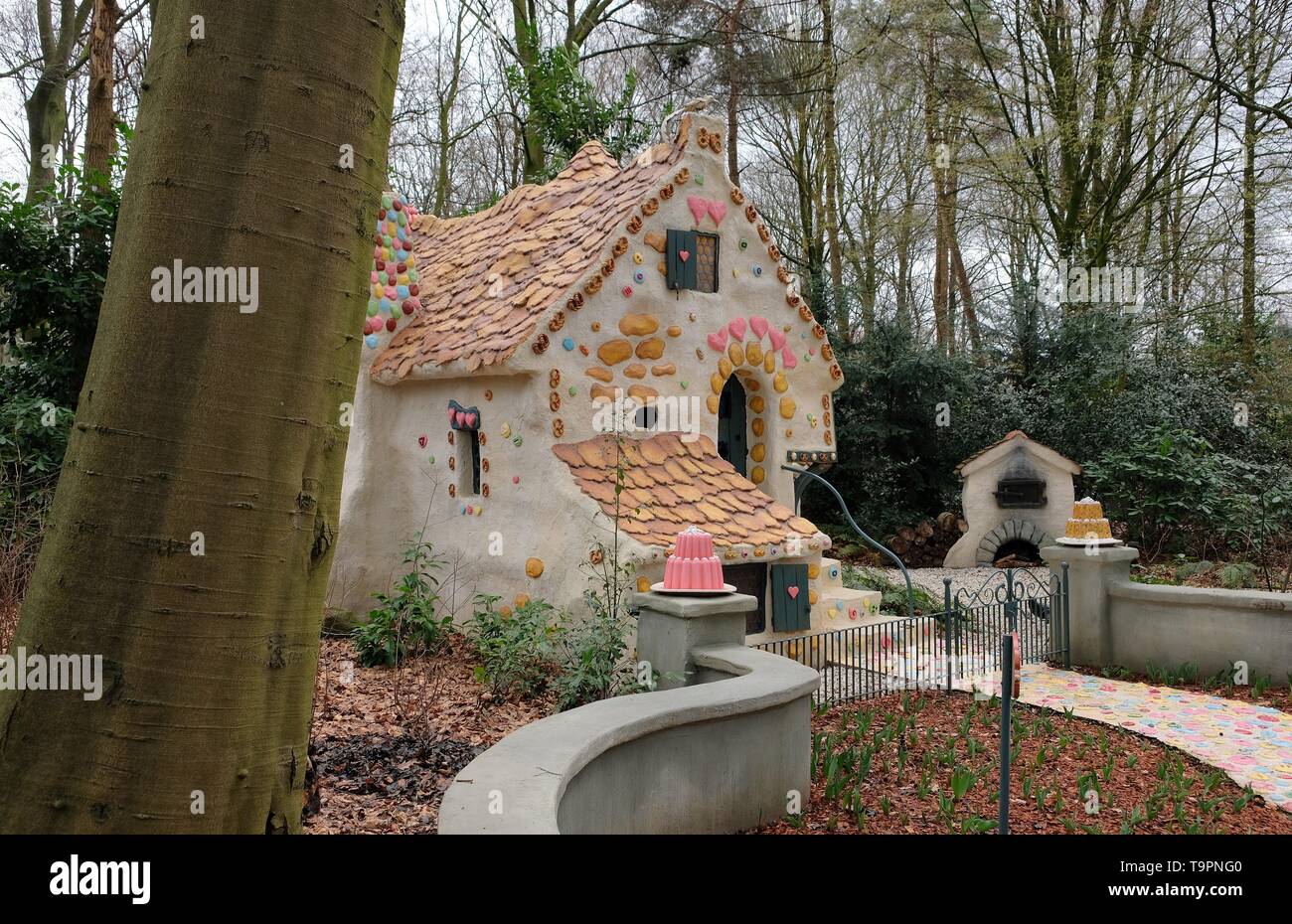 Hansel And Gretel Fairy Tale House Hansel And Gretel Make Believe