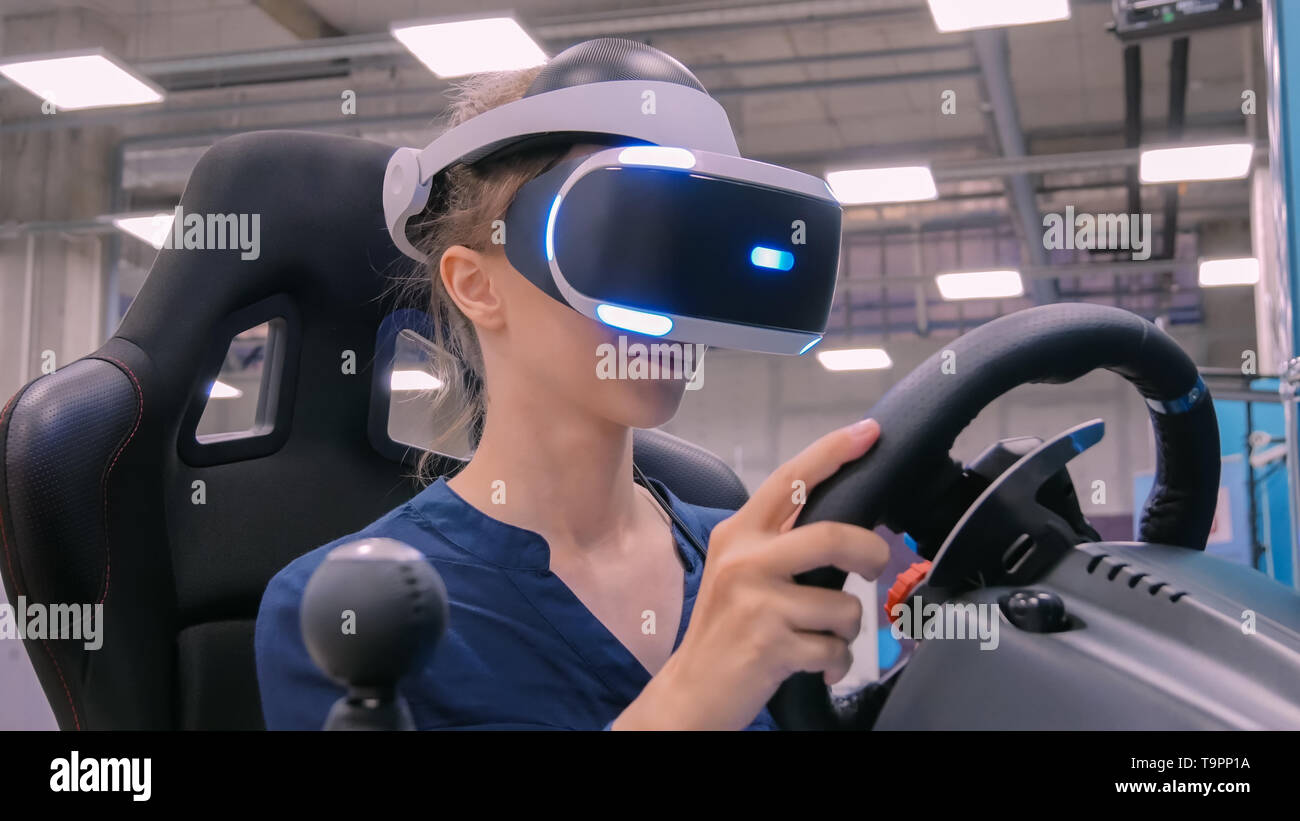 Augmented reality car hi-res stock photography and images - Alamy