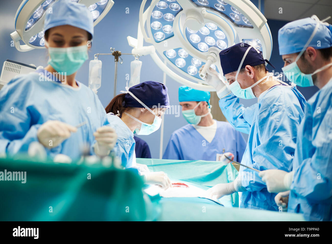 Operating room uniform hi-res stock photography and images - Alamy