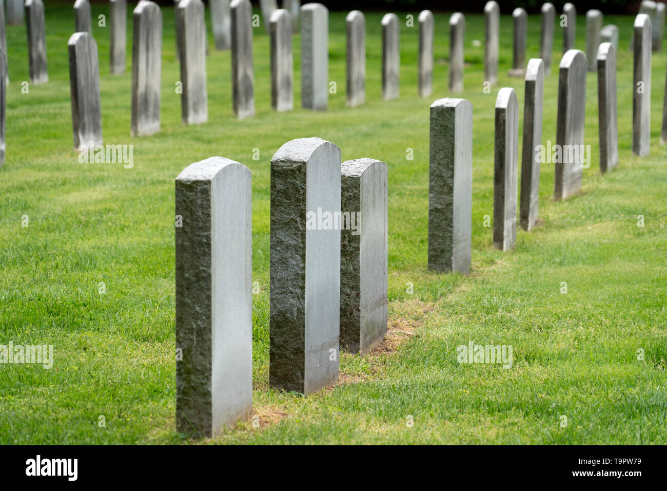 Old usa cemetery grave yard tomb stones Stock Photo - Alamy