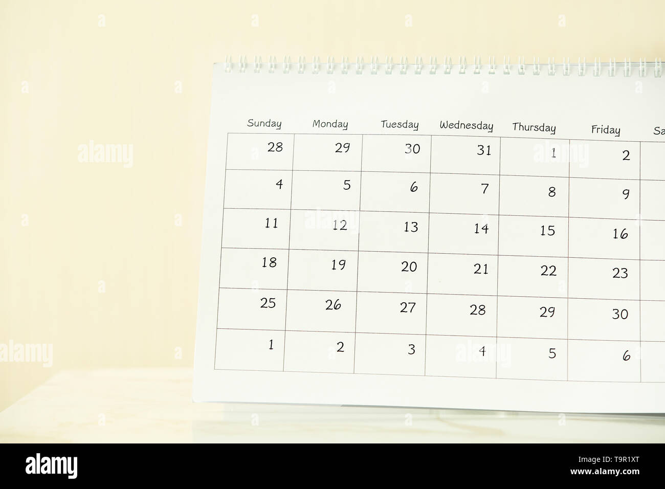 Flip calendar hi-res stock photography and images - Alamy