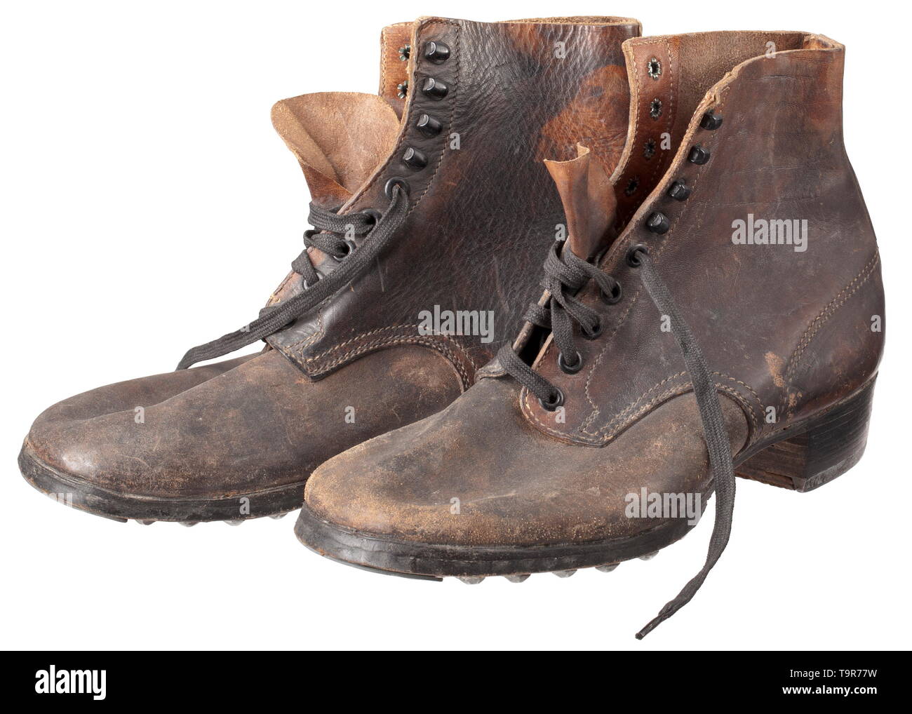 A pair of shoes for Wehrmacht members depot pieces, maker "Brunnmüller ...