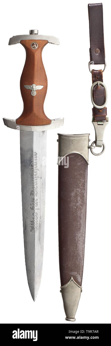 A service dagger M 33, Gebr. Berns, Solingen, with additional etching ...