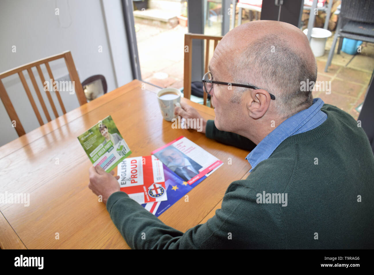 Political leaflet uk hi-res stock photography and images - Alamy
