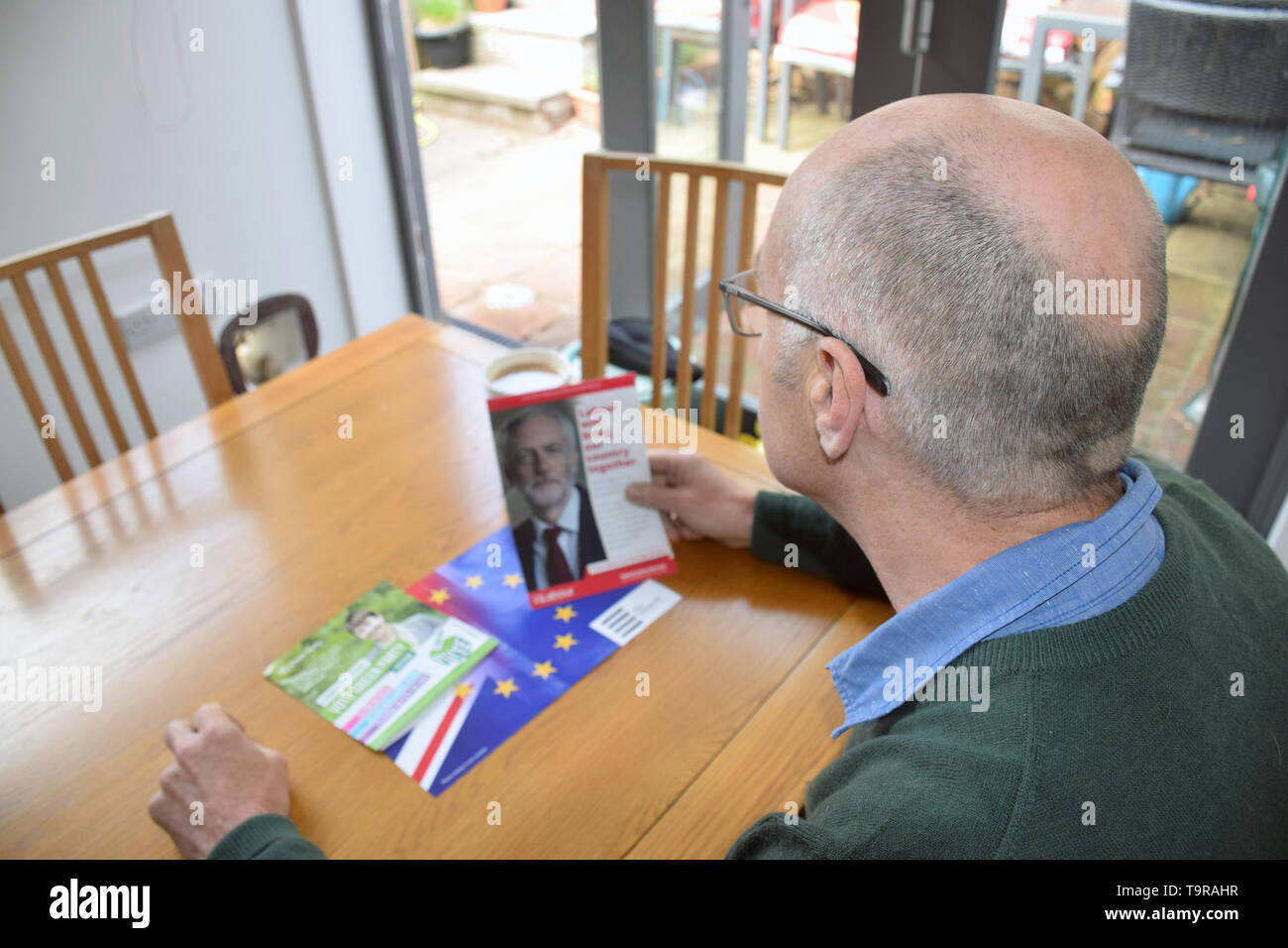 Political leaflet uk hi-res stock photography and images - Alamy