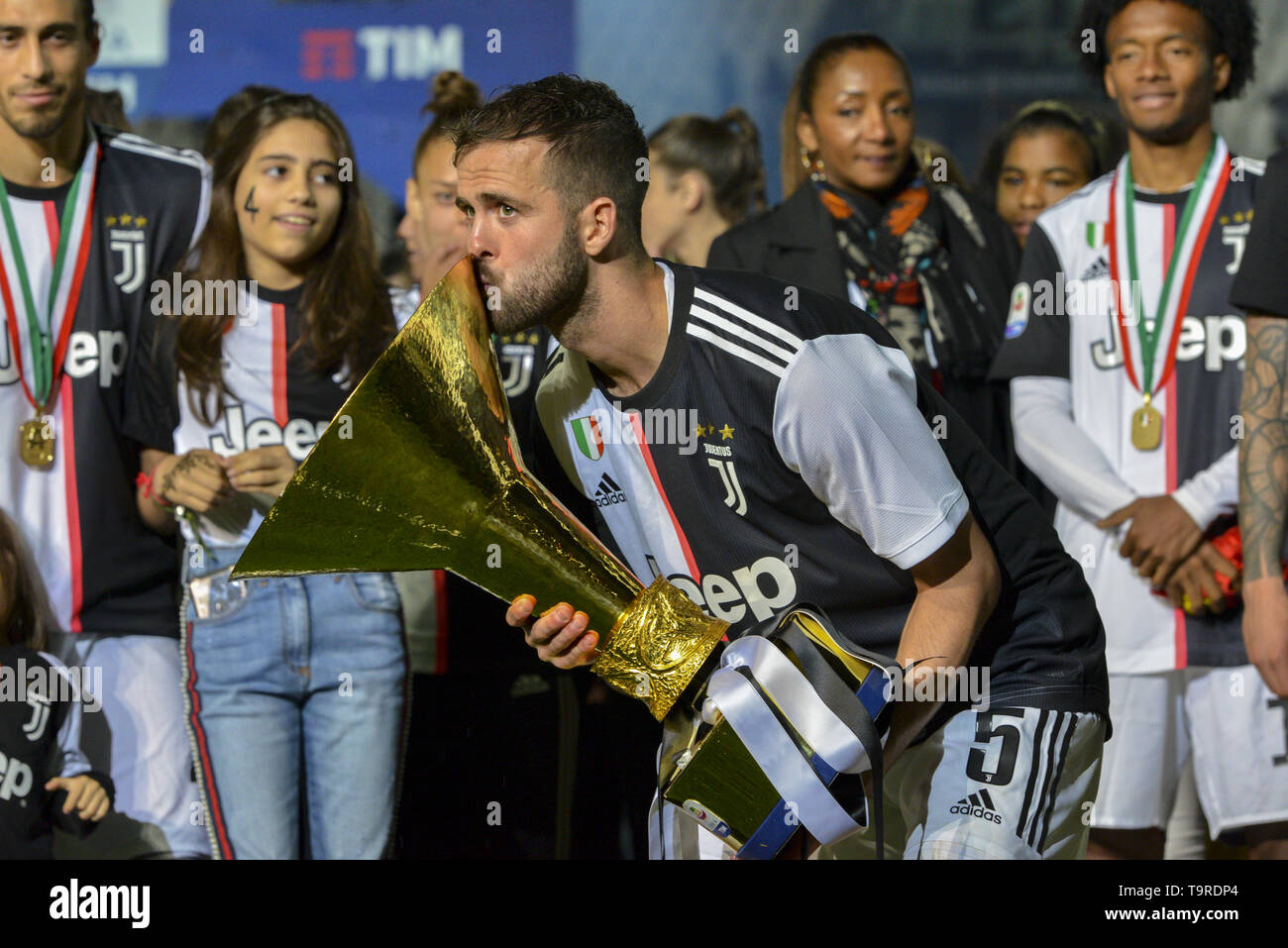 Miralem Pjanic of Juventus FC lifts the trophy of Scudetto 2018-2019 at ...