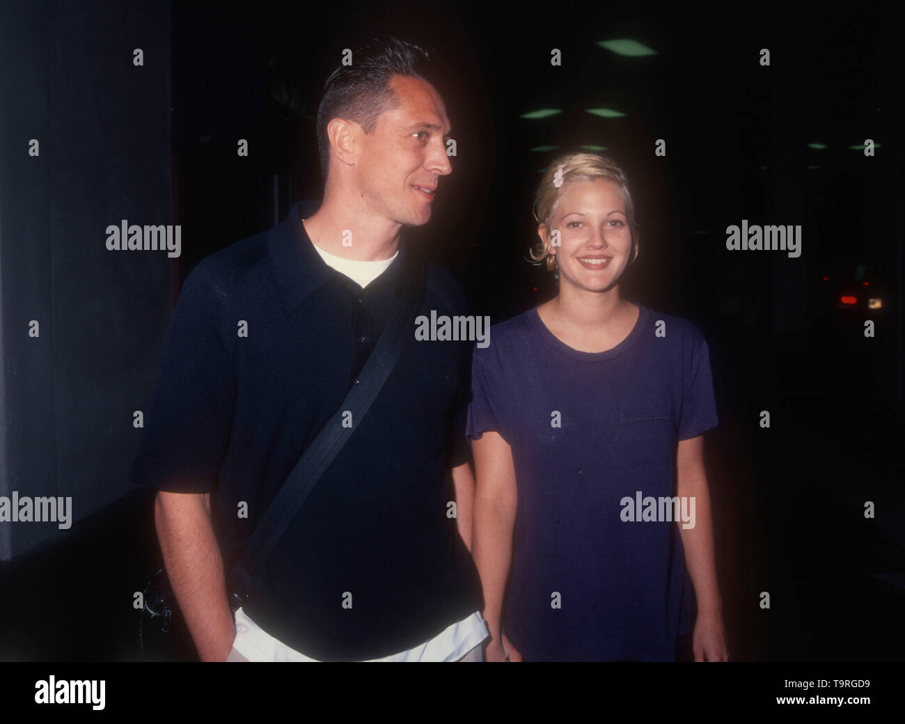 Jeremy thomas and drew barrymore hi-res stock photography and images ...