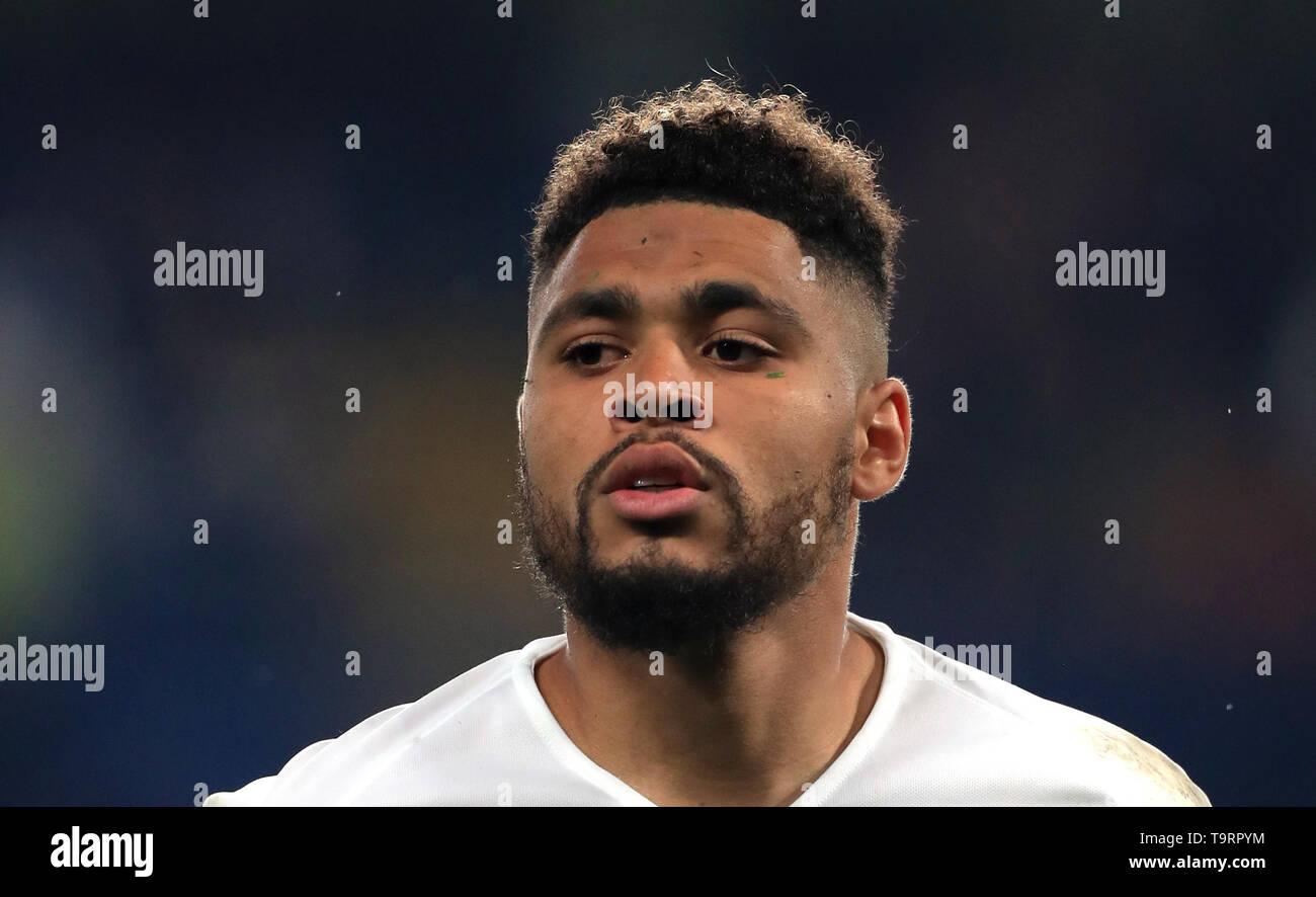 Eintracht Frankfurt's Simon Falette Stock Photo - Alamy