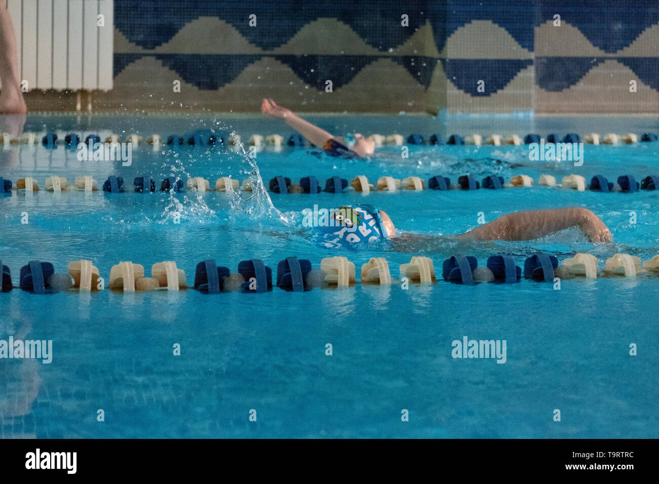 Female backstroke swimmer hi-res stock photography and images - Alamy