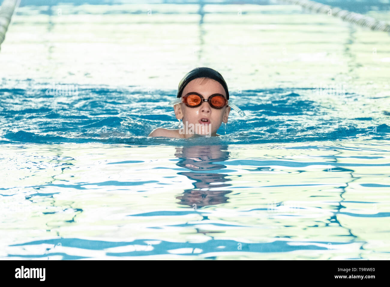 Female kids children butterfly hi-res stock photography and images - Alamy