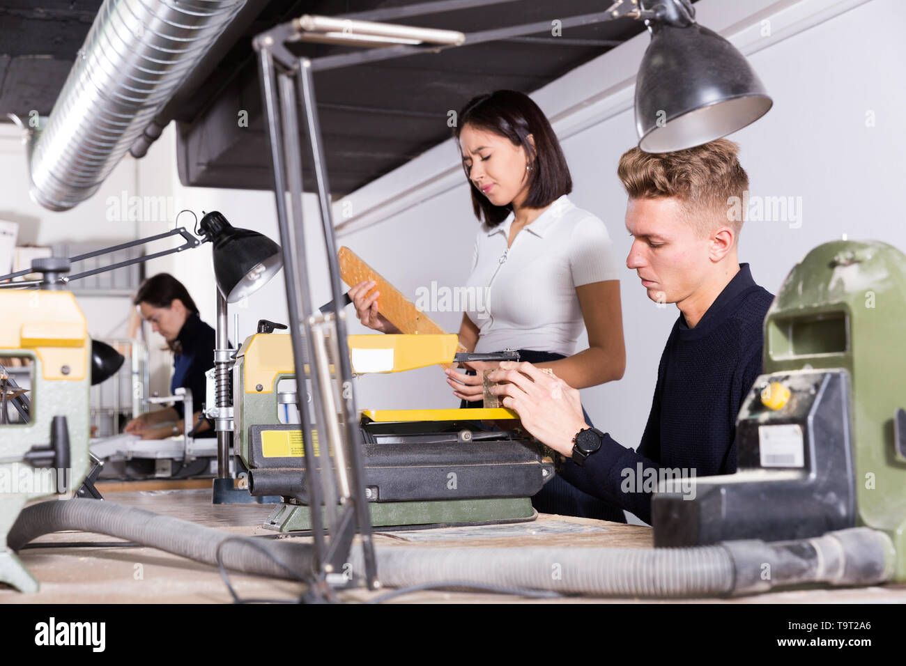 Model scroll saw hi-res stock photography and images - Alamy