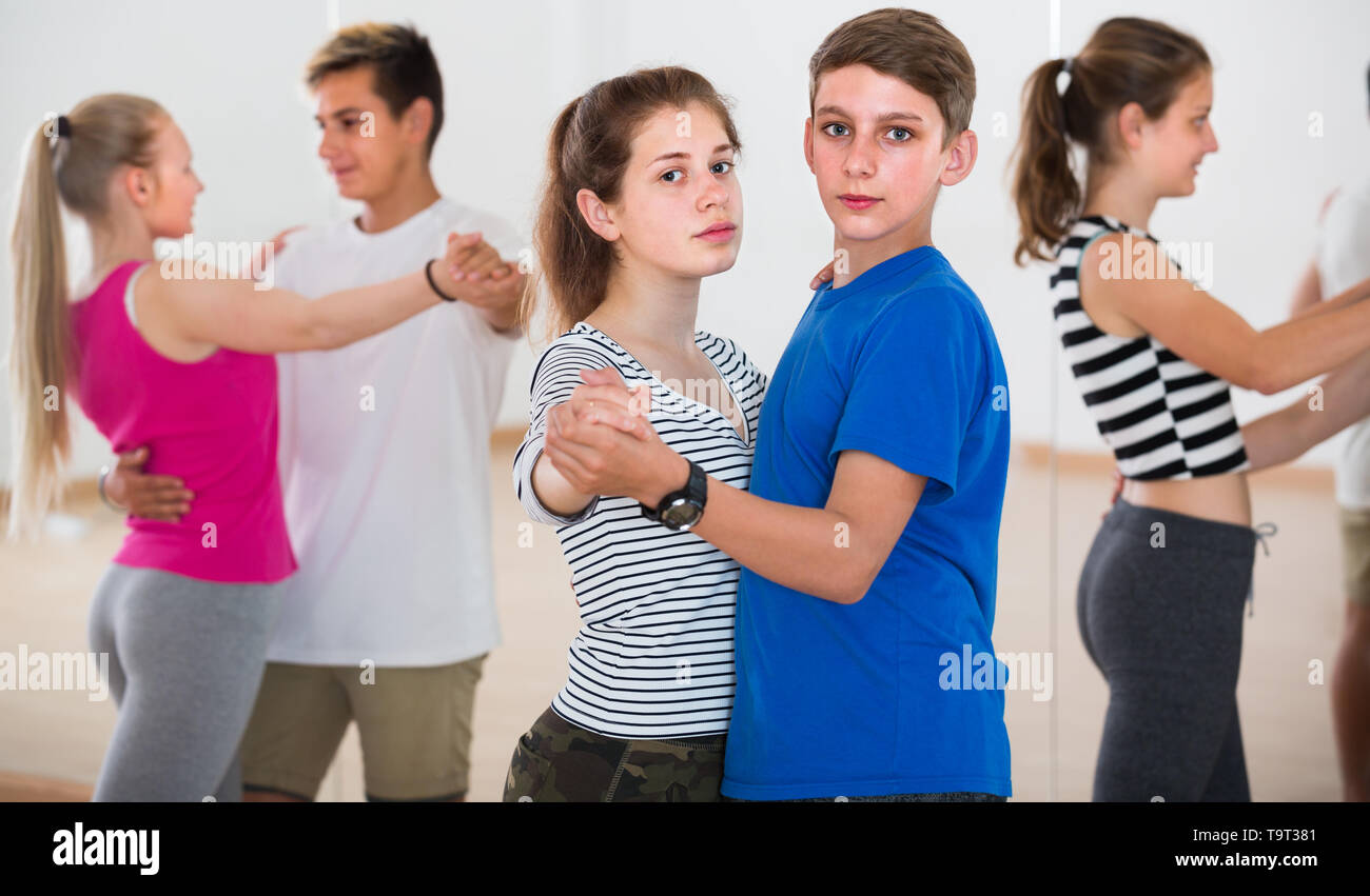 Young girls learning tango dance hi-res stock photography and images ...