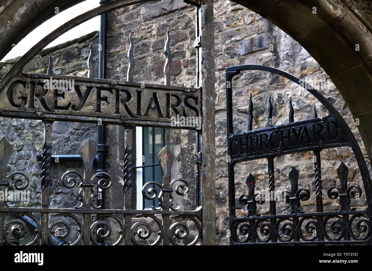 Greyfriars Kirkyard gates, Edinburgh Stock Photo - Alamy
