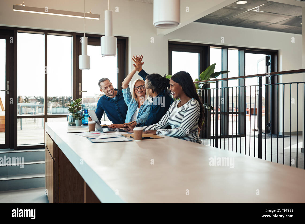 Diverse employees working hi-res stock photography and images - Alamy