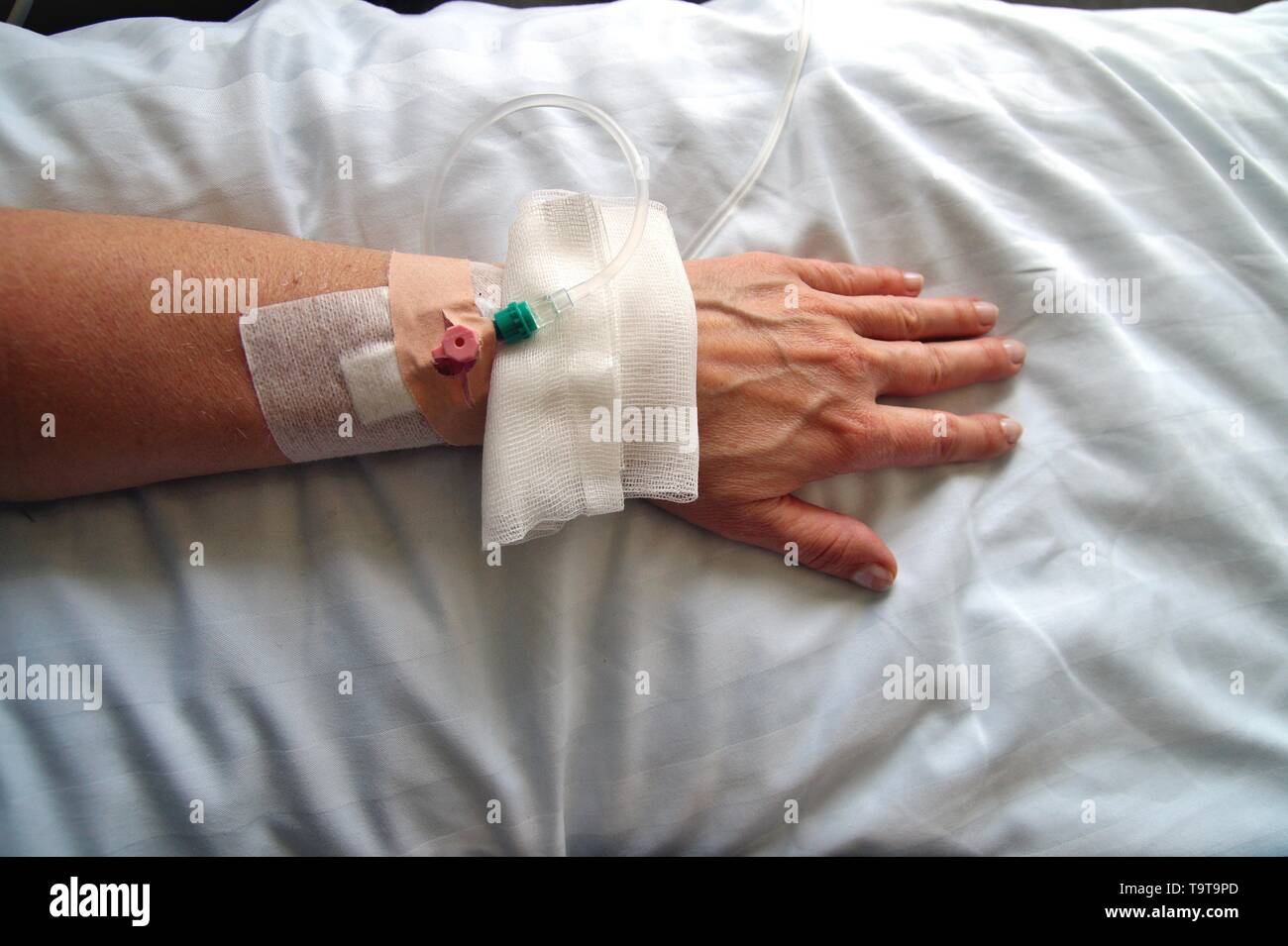 Receiving an infusion hi-res stock photography and images - Alamy