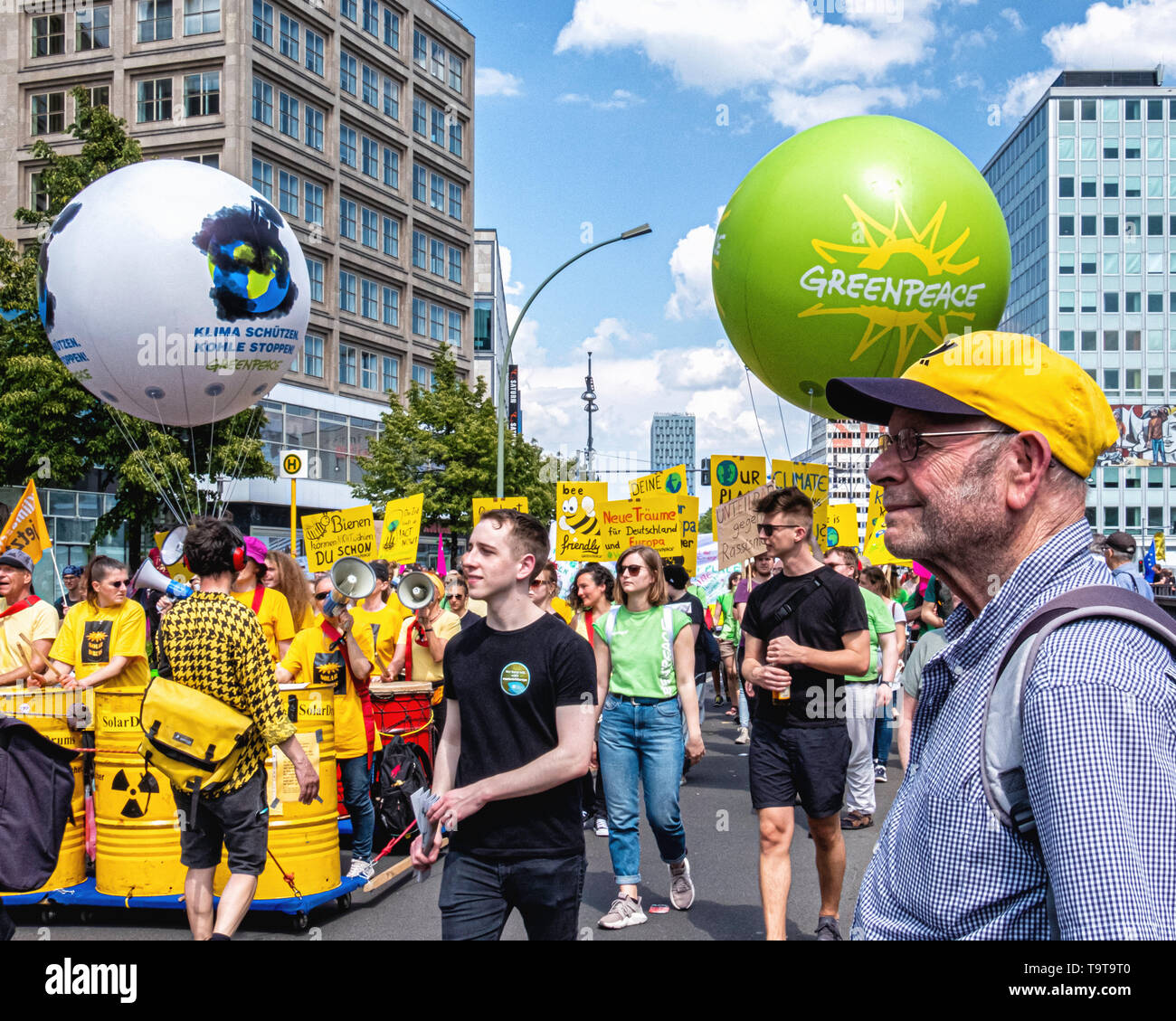 Pro climate banners hi-res stock photography and images - Alamy