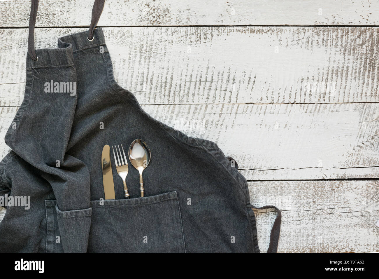 Grey gray apron hi-res stock photography and images - Alamy