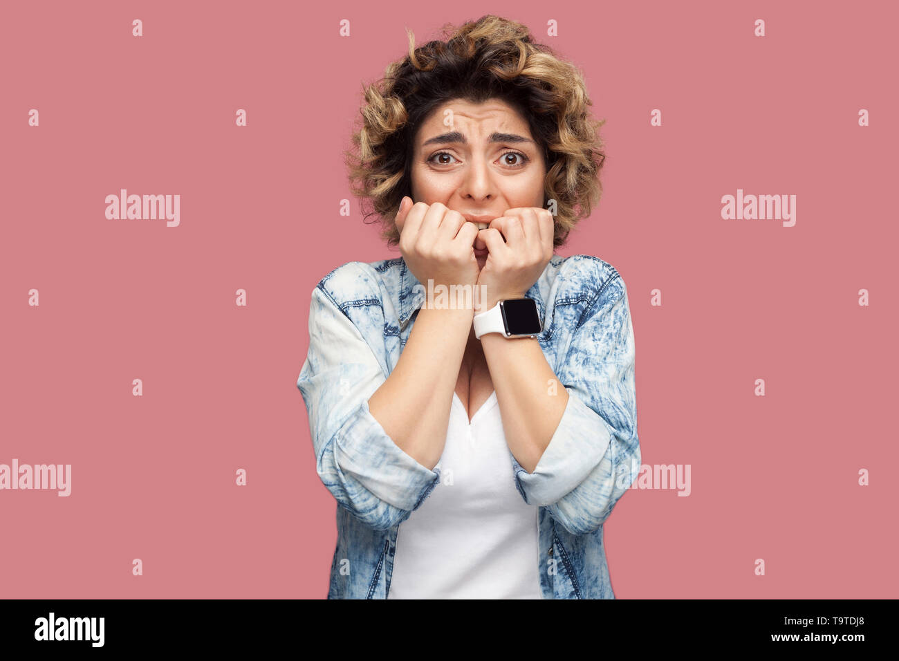 Indian woman face fear hi-res stock photography and images - Alamy