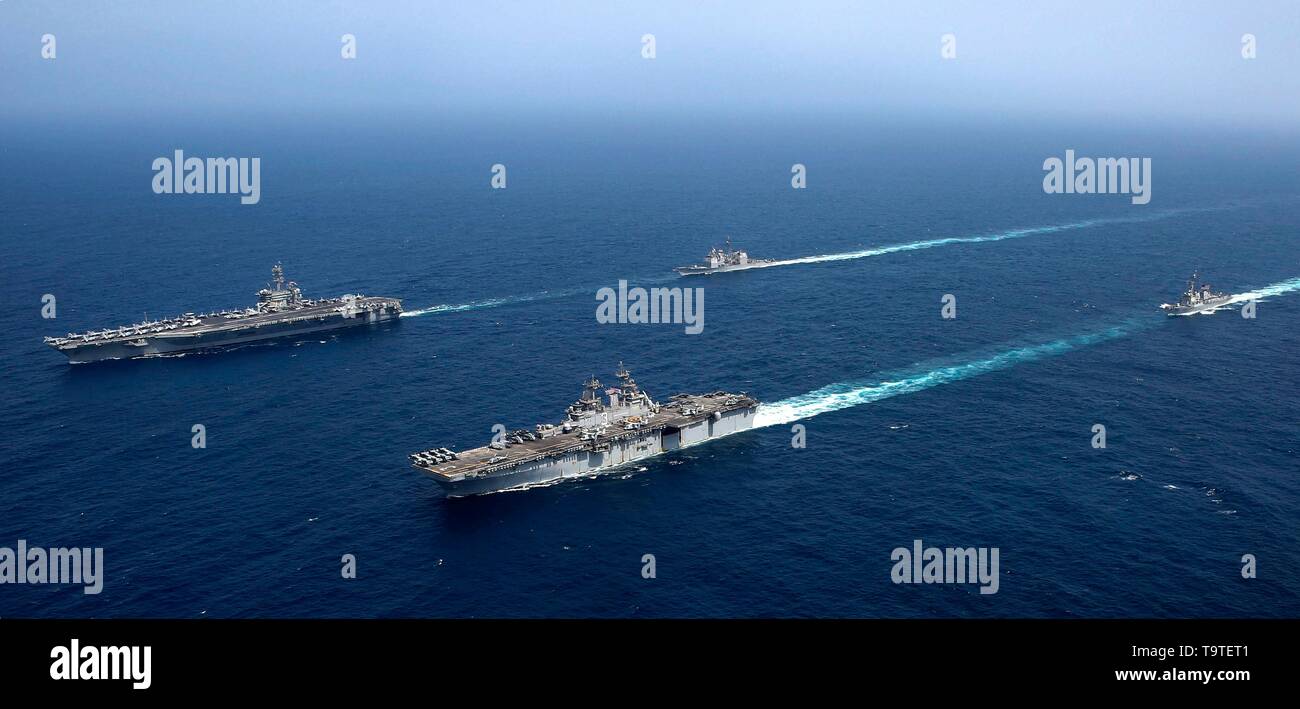Us navy ship in the arabian sea hi-res stock photography and images - Alamy