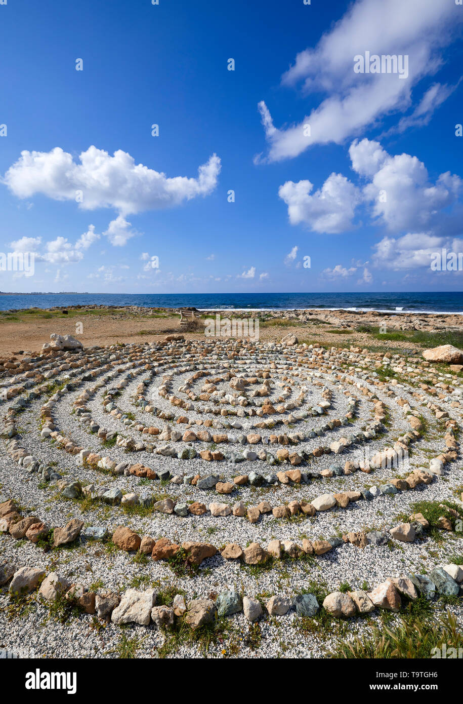 Circle greek hi-res stock photography and images - Alamy