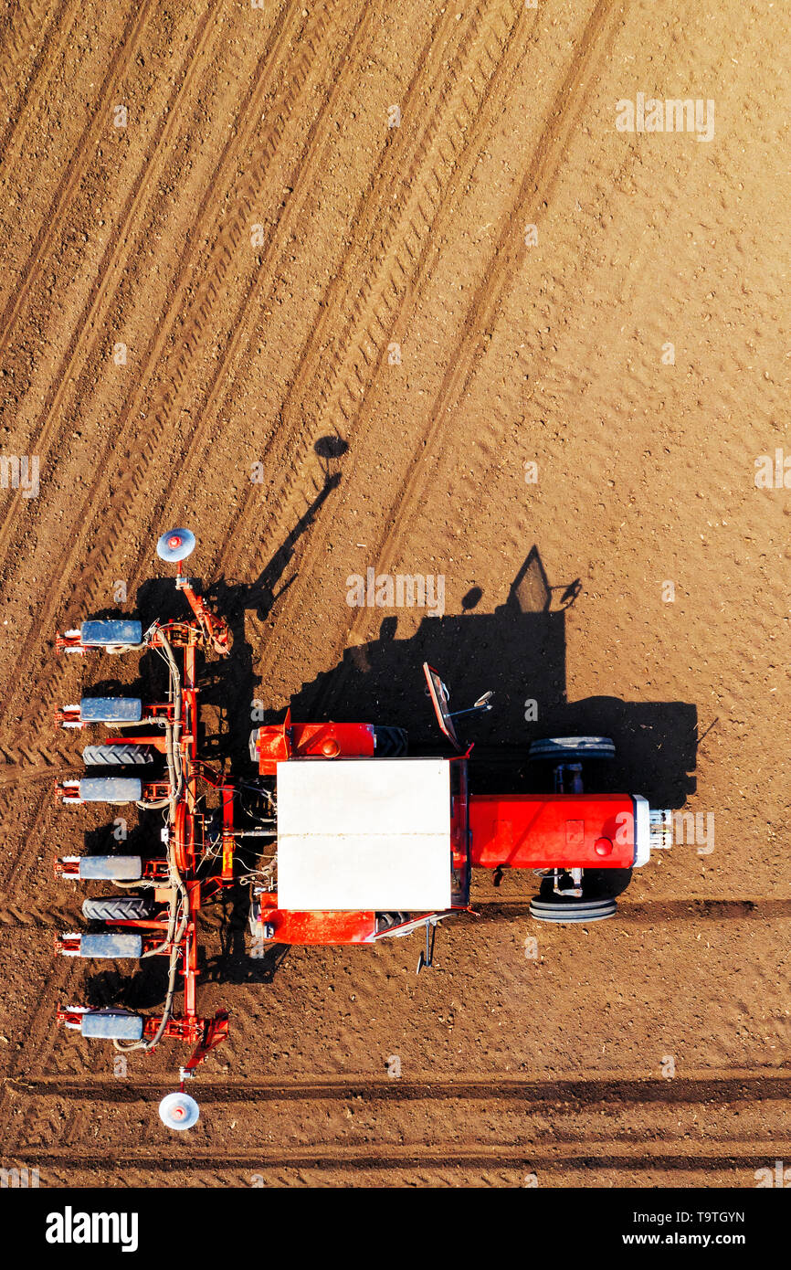 Top view tractor hi-res stock photography and images - Alamy