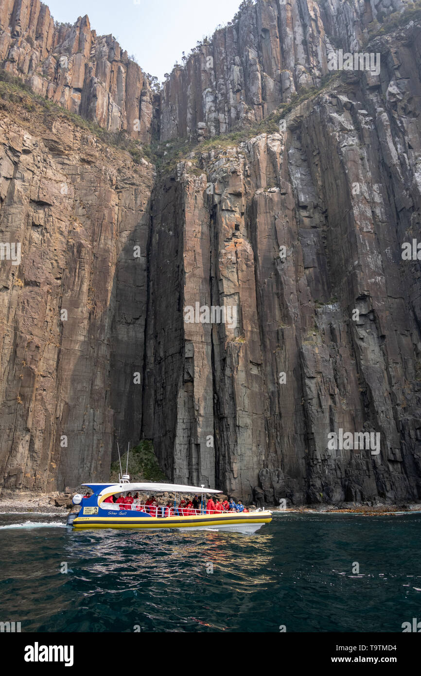 Tourist Boat, Cliffs and Sea at Bruny Island, Tasmania Stock Photo - Alamy