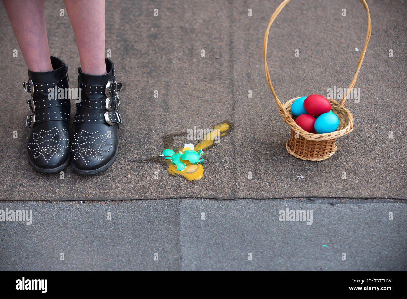 Chicken feet eggs hi-res stock photography and images - Alamy