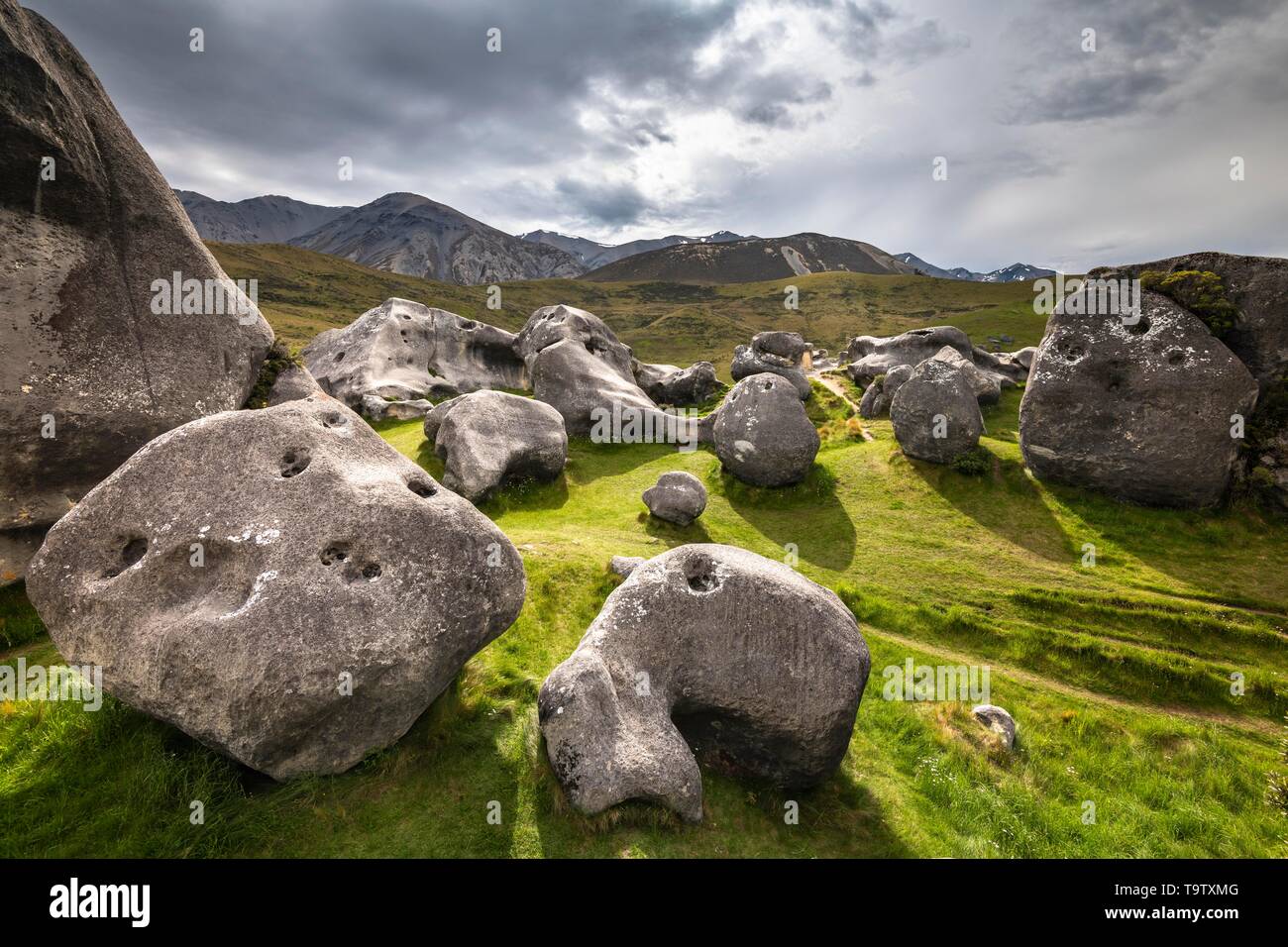 Large limestone boulders at Castle Hill, Canterbury region, South ...