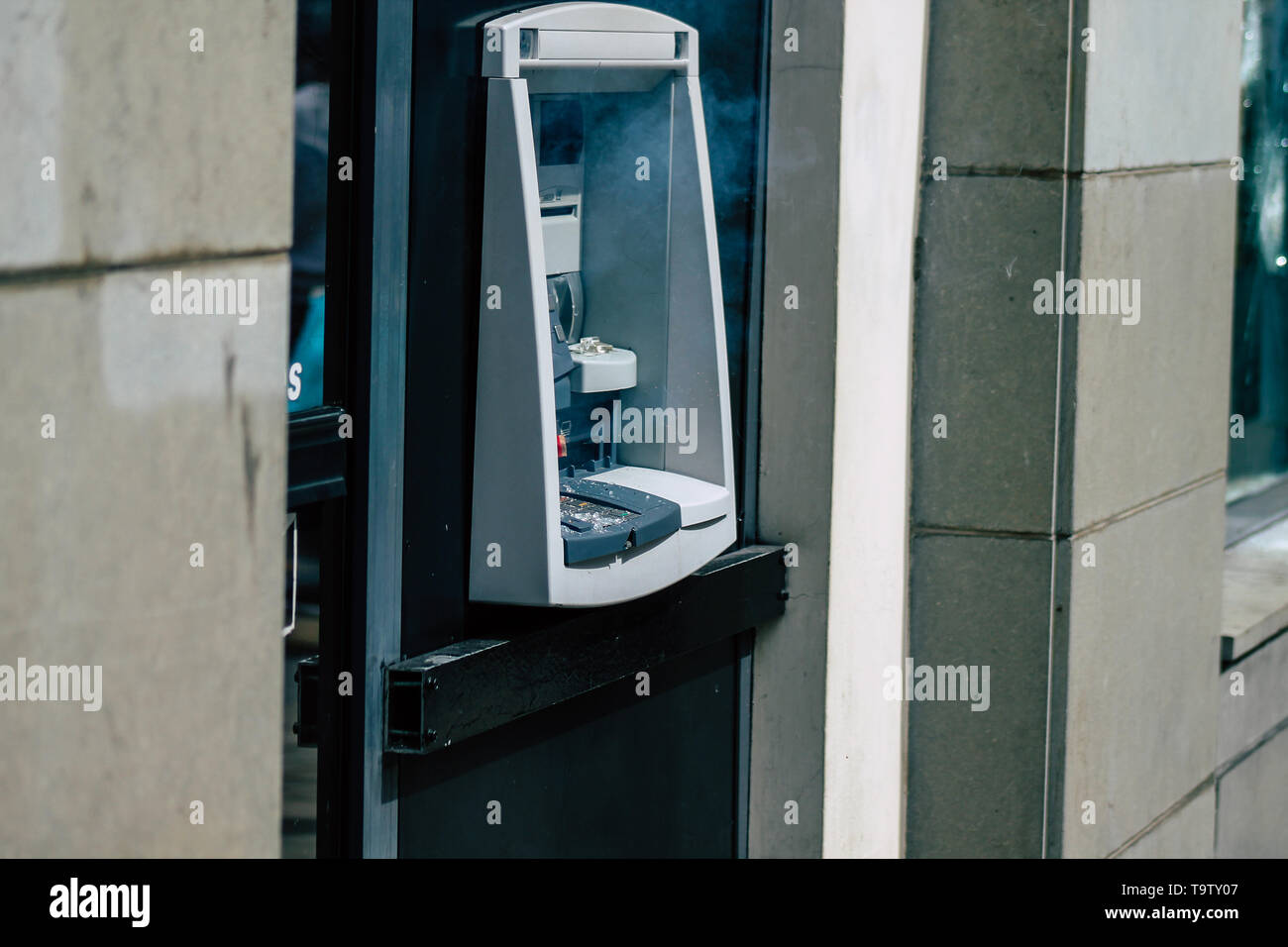 Broken Atm High Resolution Stock Photography and Images - Alamy