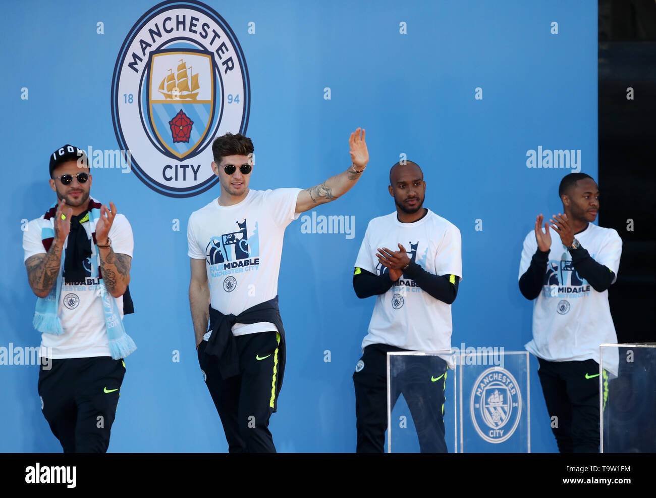 John stones kyle walker manchester city hi-res stock photography and ...